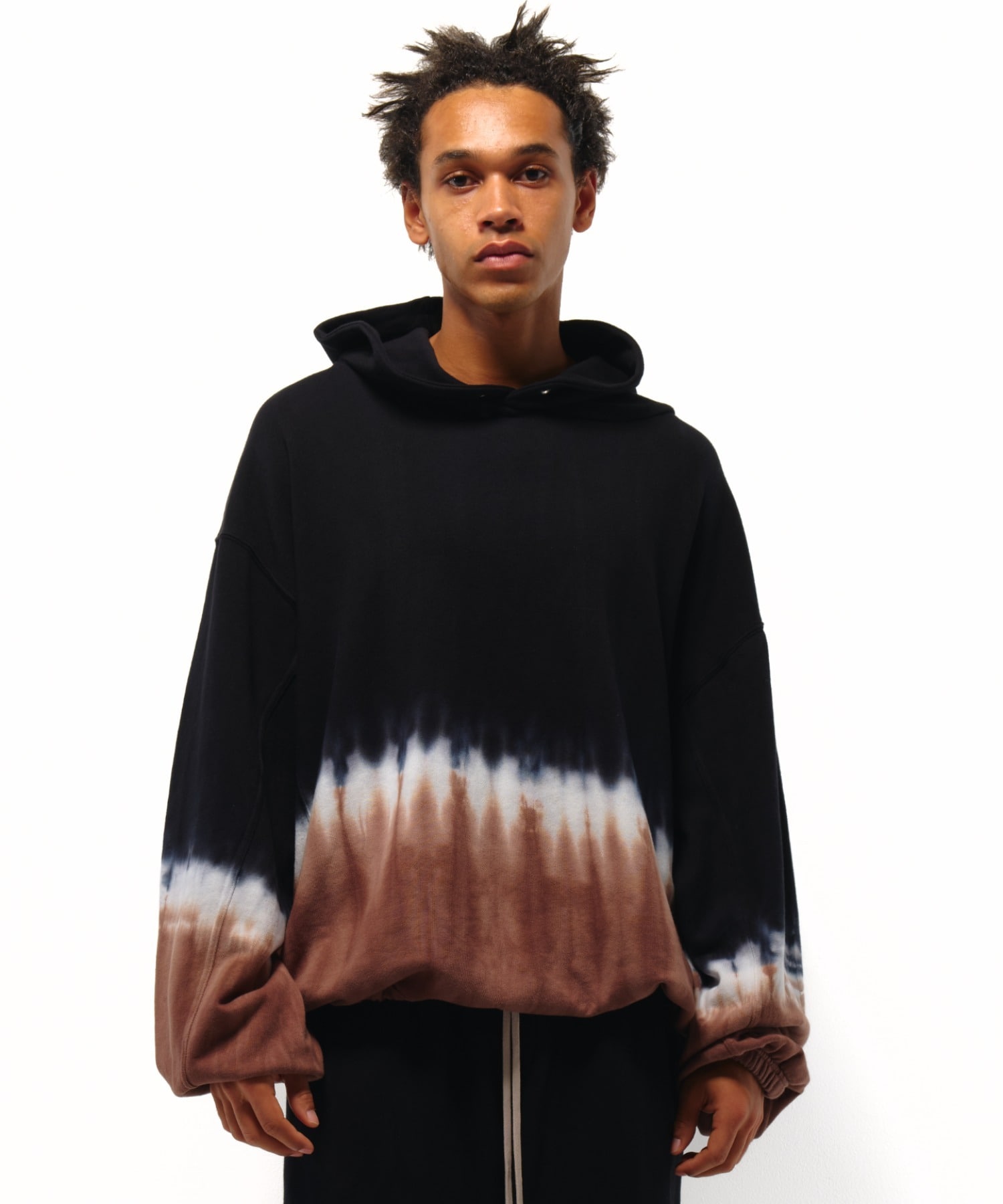 Danke Schon 25ss Step Dye Sweat Hoodie(M Black)｜ L.H.P｜池袋PARCO | ONLINE PARCO（オンラインパルコ）