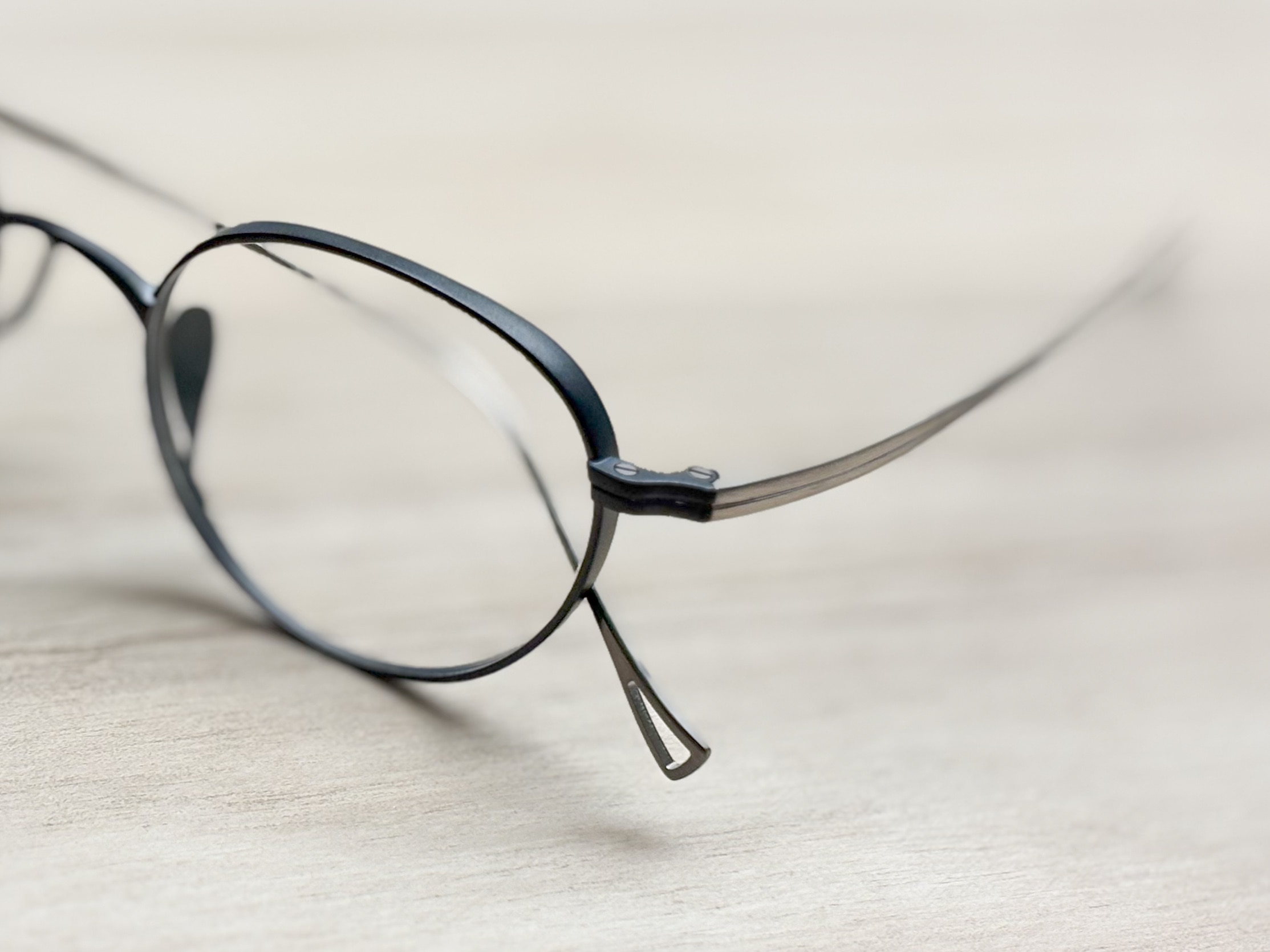 KameManNen 「113」別注限定カラーフレーム(48 ONE SIZE 別注カラー MBK/TSH)｜ イワキ｜池袋PARCO | ONLINE PARCO（オンラインパルコ）