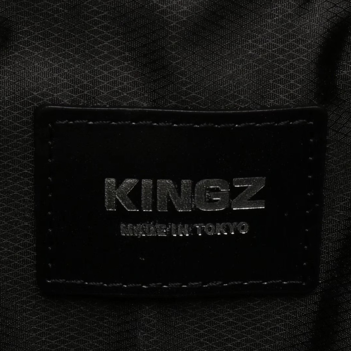 KINGZ パッチワーク横型トート ブラック| サマンサタバサ KINGZ パッチワーク横型トート ブラック| サマンサタバサ